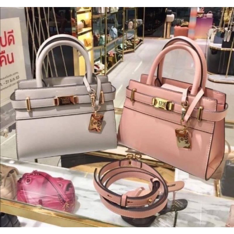 กระเป๋าถือสะพายได้ lyn ทรง kelly. งานสุดฮิต แท้outlet lyn - bags_thong.shop - ThaiPick