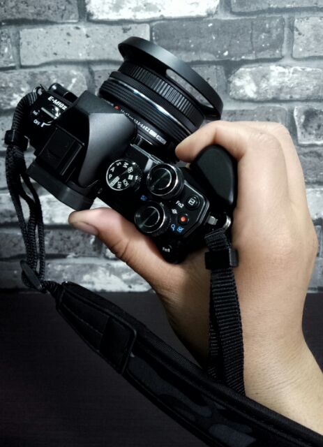 Grip L-Plate E-M5 Mark 2 Olympus - oatpanjeen - ThaiPick