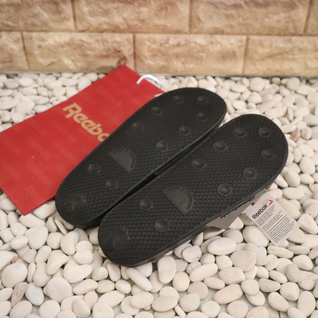 REEBOK Sendal Slop Guys Reebook Slides รองเท้าแตะฟลิปฟลอปสีดําสีขาว ...