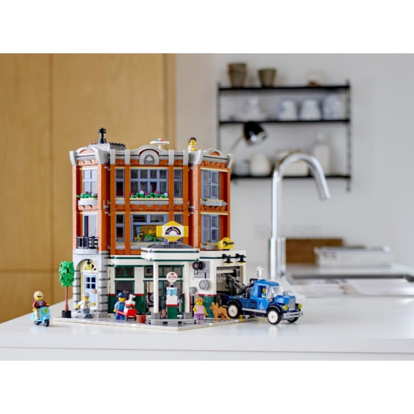 Lego 10264 Garage Corner ของใหม่ ของแท้ พร้อมส่ง (กล่องมีรอยนิดหน่อยค่ะ ...