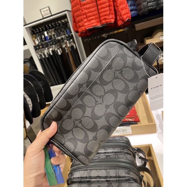 พร้อมส่ง แท้ New Coach กระเป๋าถือ คุณผู้ชาย SMALL TRAVEL KIT IN ...