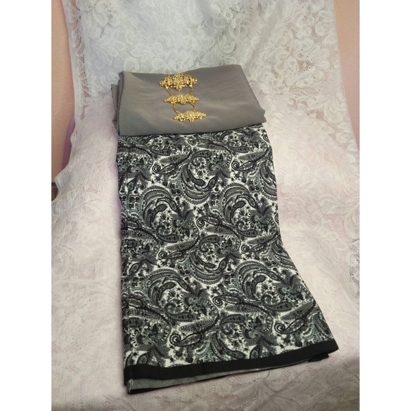 ผ้าตัดชุด ปาเต๊ะผ้าไหมอิตาลี4หลาครึ่ง - shiifah.official - ThaiPick