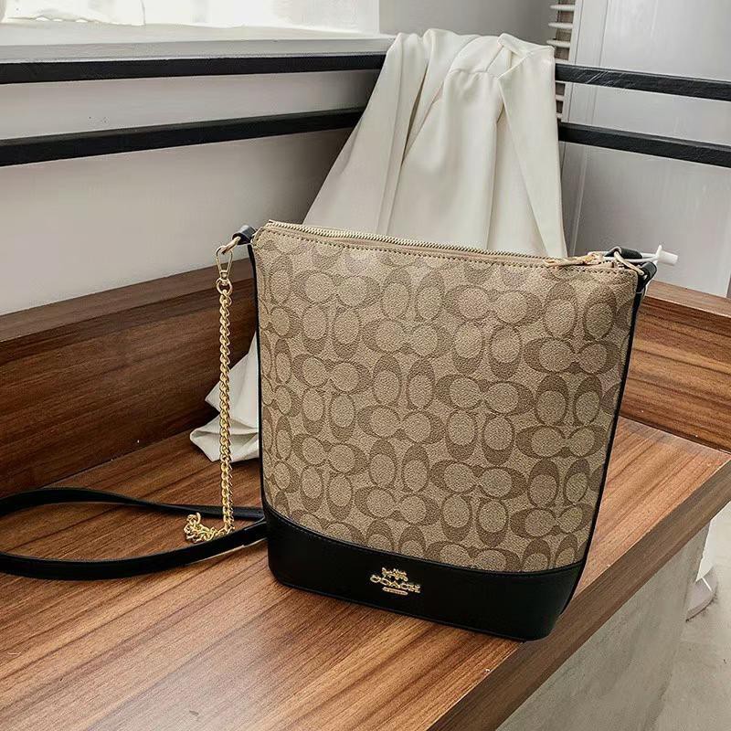 จัดส่งที่รวดเร็วH ermes c hanel L ouis V uitton กระเป๋าผู้ชายและผู้หญิง ...