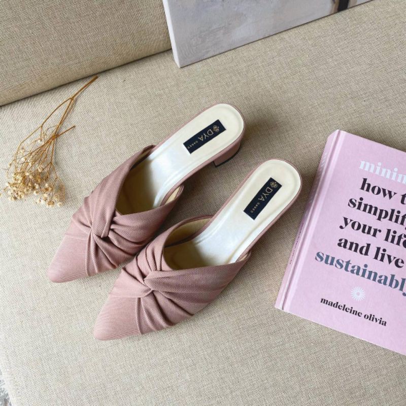 à¸£à¸­à¸‡à¹€à¸—à¹‰à¸²à¸ªà¹‰à¸™à¸ªà¸¹à¸‡ Phamia HEELS - dya_shoes.th ...