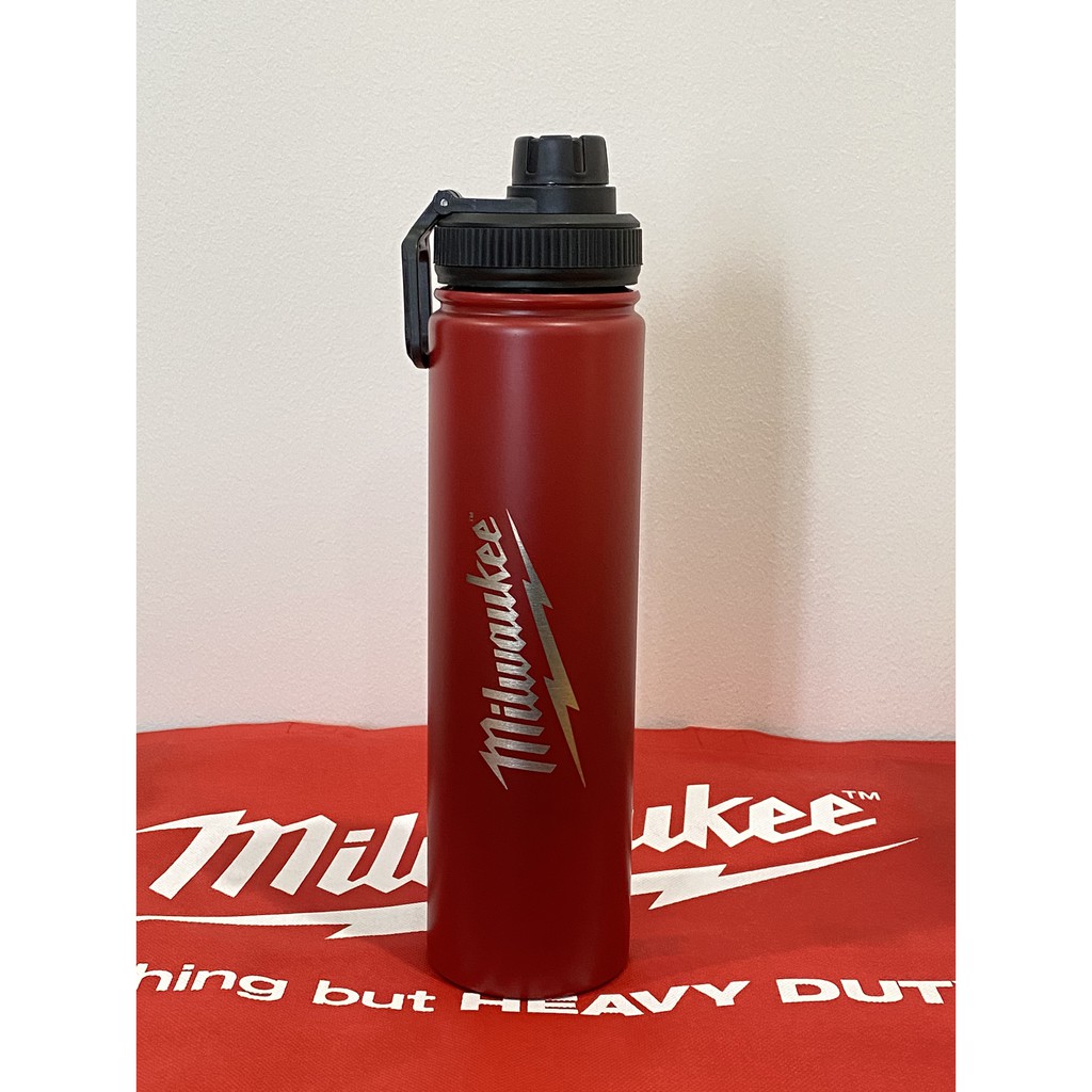 กระติกน้ำเก็บความเย็น Milwaukee Water Bottle ของแท้ | Shopee Thailand