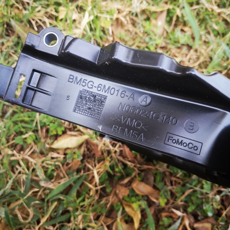 ฝาครอบสายพายราวลิ้น ฝาครอบสายพานไทมิ่ง แท้ศูนย์ ฟอร์ดเฟียสต้า Ford ...