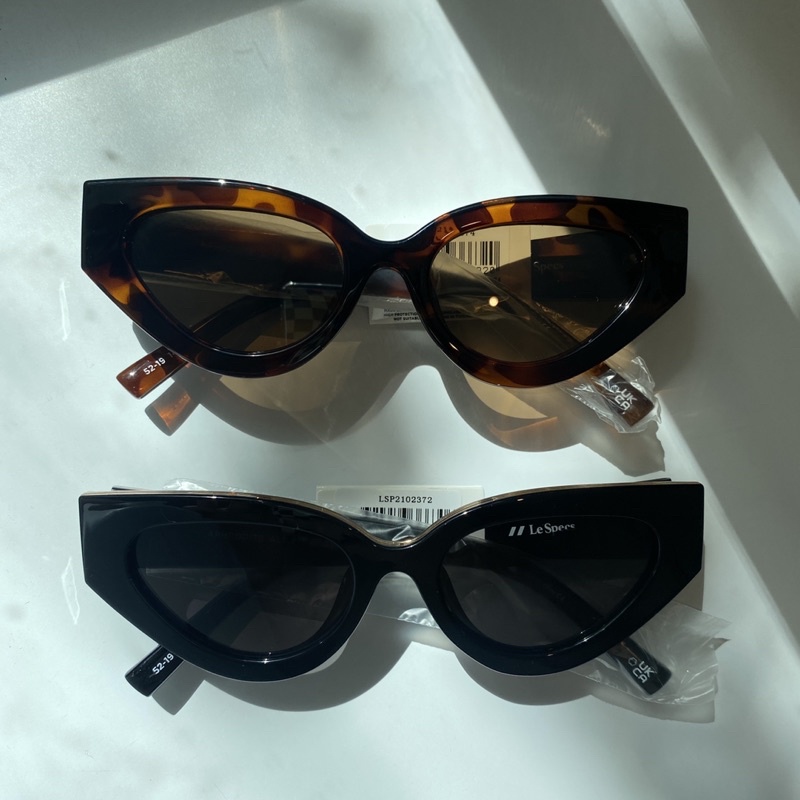 พร้อมส่ง LE SPECS new APHRODITE ALT FIT - girlboss.stuff - ThaiPick