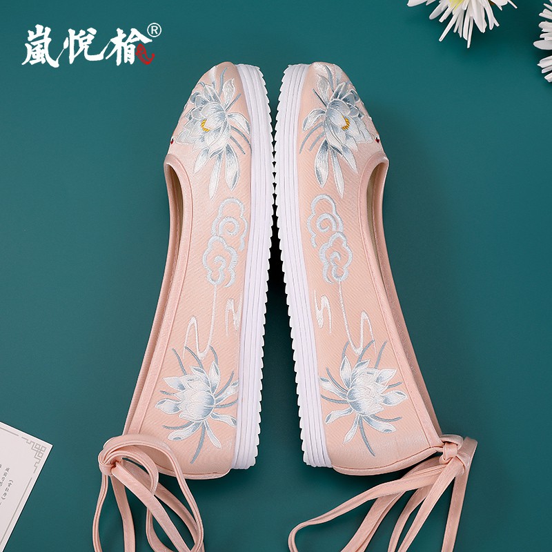 Lan Yue Sheng รองเท้าเครื่องแต่งกายสไตล์โบราณ - yoyoco06s.th - ThaiPick
