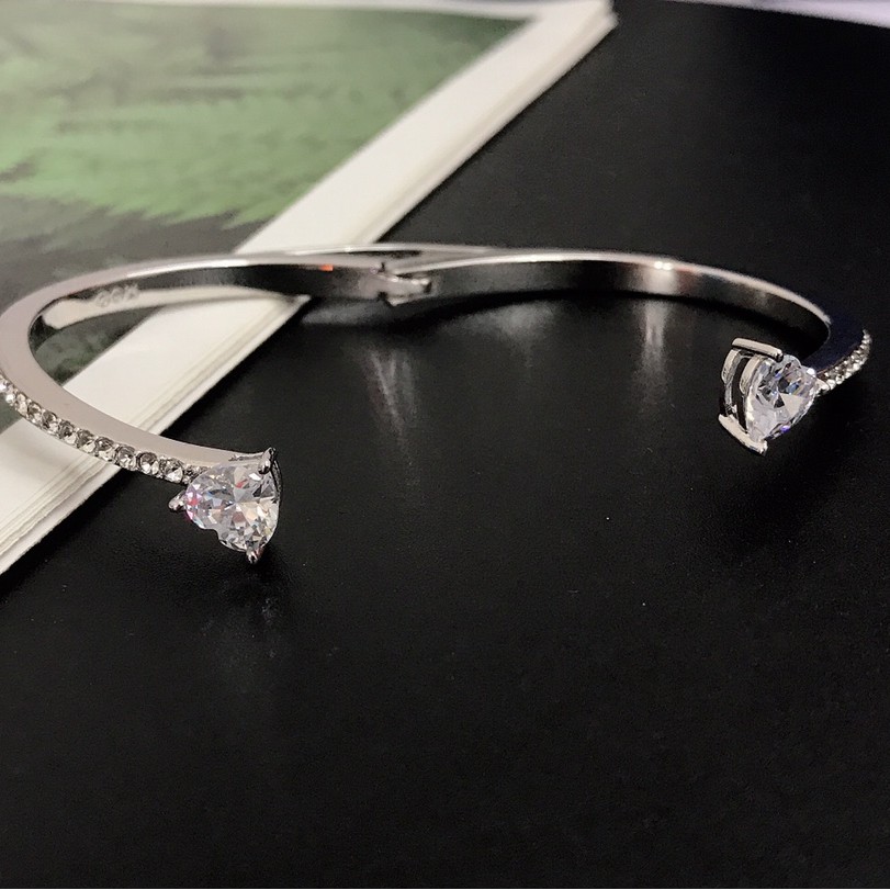 SWAROVSKI(สวารอฟสกี้) ATTRACT SOUL HEART สร้อยข้อมือคริสตัล 5535354 ...