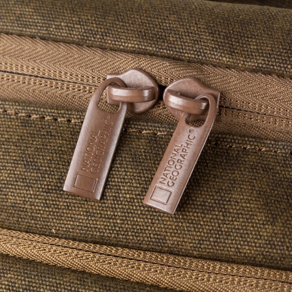 กระเป๋ากล้องสะพายไหล่ National Geographic รุ่น NG A2540 Midi Satchel ...