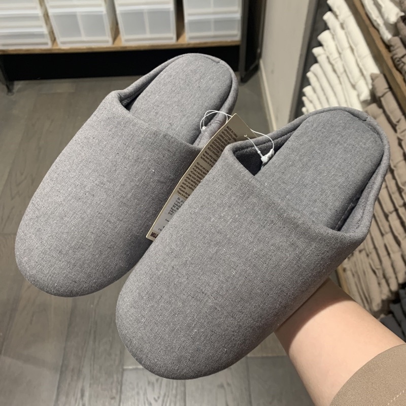 (ของมาครบ)MUJI 100% cushion/soft slipper(size M L XL) ของแท้💯💯จากช้อป | Shopee Thailand