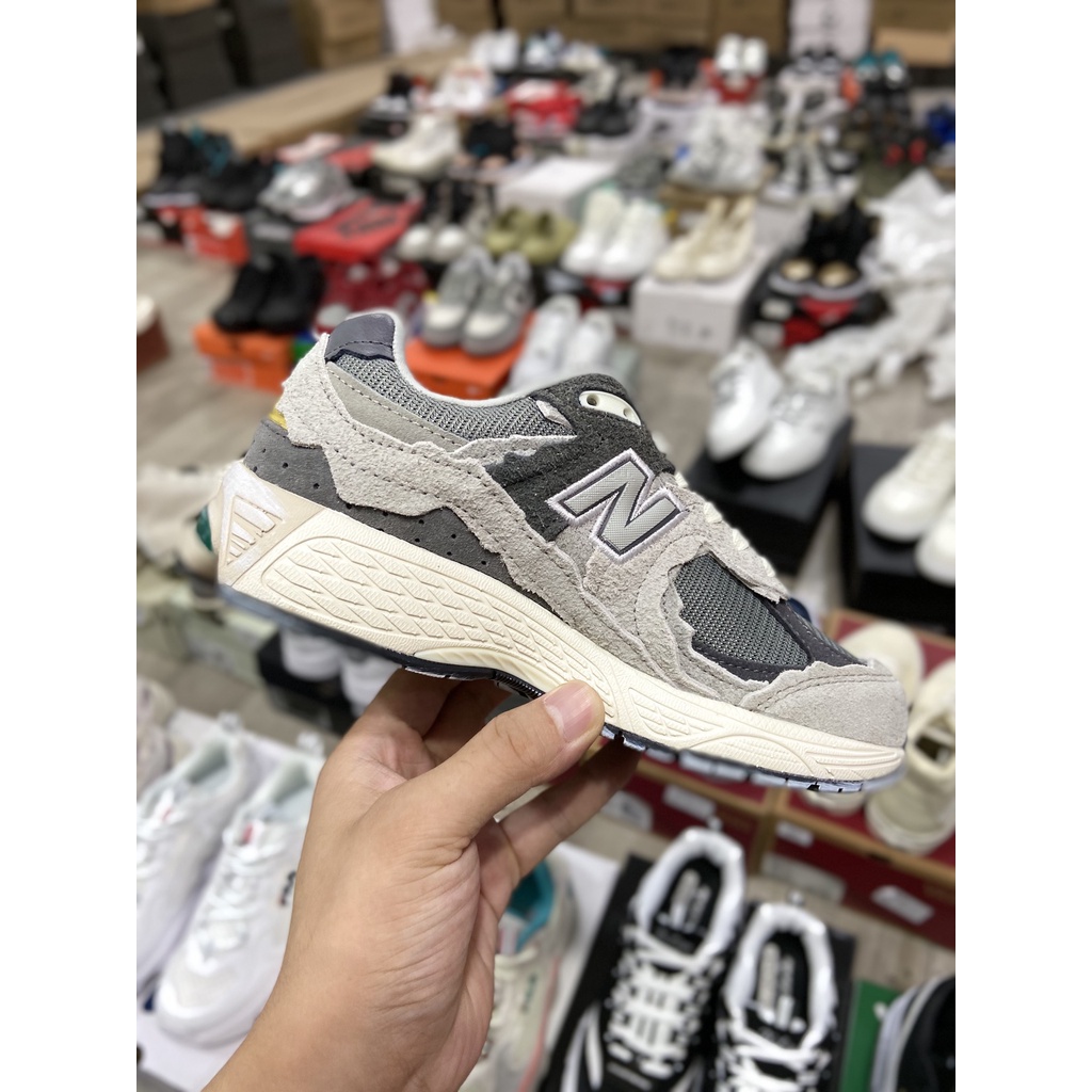 เนยพิเศษ 2022 x New Balance 2002R แพ็คป้องกัน ทรงไม่สมมาตร สําหรับตัด ...