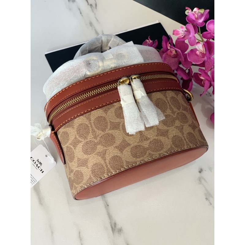 (ผ่อน0%) กระเป๋า COACH Coated Canvas Signature Trail Bag 31728 ลายซี สี ...