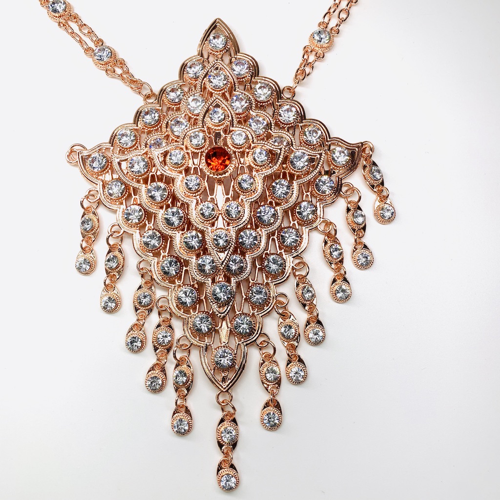 เครื่องประดับไทย สร้อยคอขนาดใหญ่ของผู้ชาย เครื่องประดับชุดไทย พลอยเทียม ...