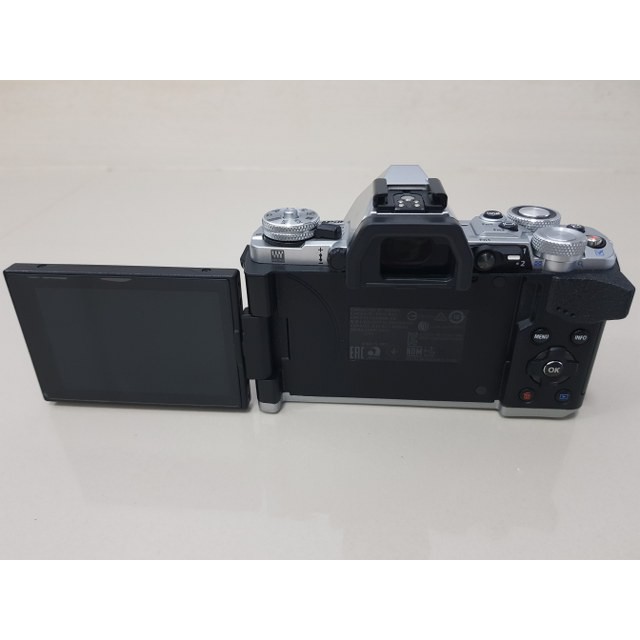 กล้อง Olympus OM-D E-M5 Mark II+Battery Grip - varitupasri - ThaiPick