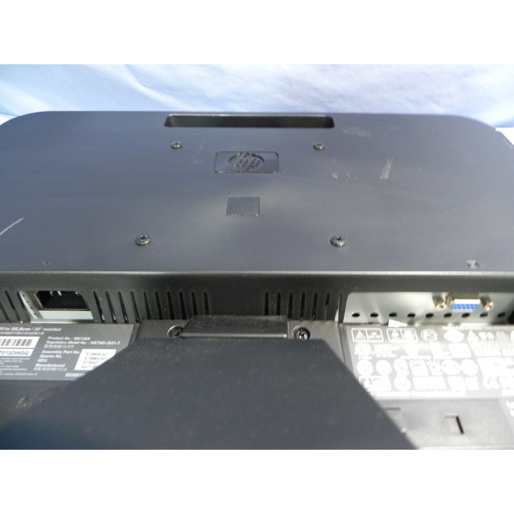 HP LE2001w 20" VGA Widescreen LCD 1600 x 900, 20", LCD - surin_chonburi ...