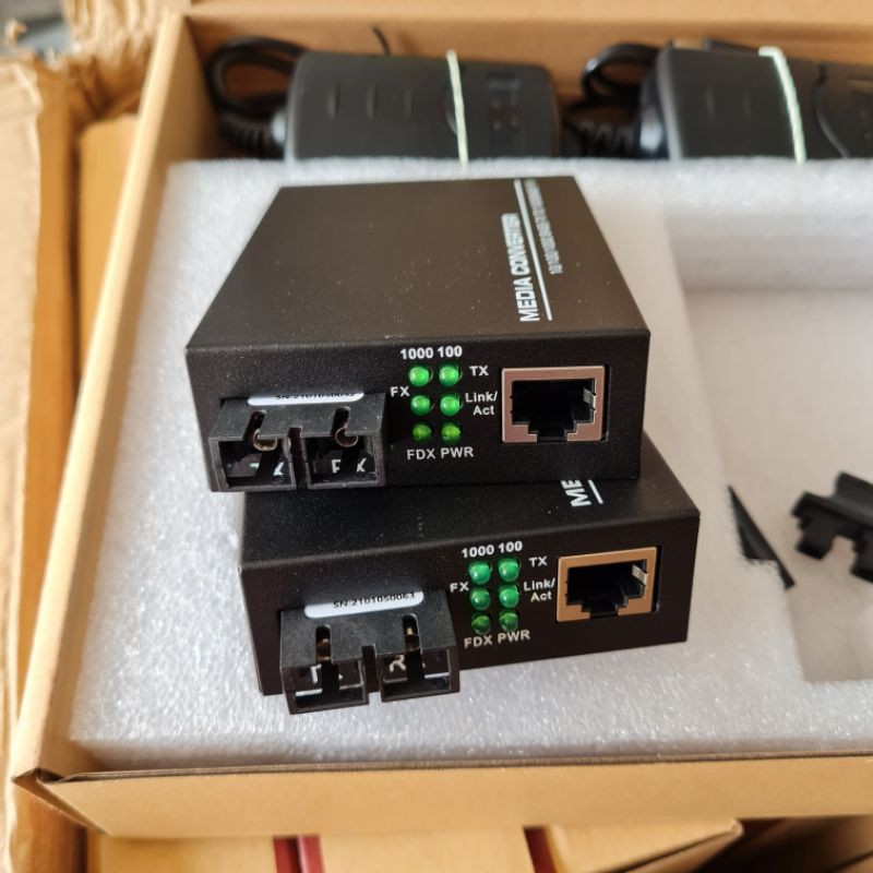 Gigabit Ethernet (สองหัว SC) Dual Fiber Media Converter 20 Km with a ...