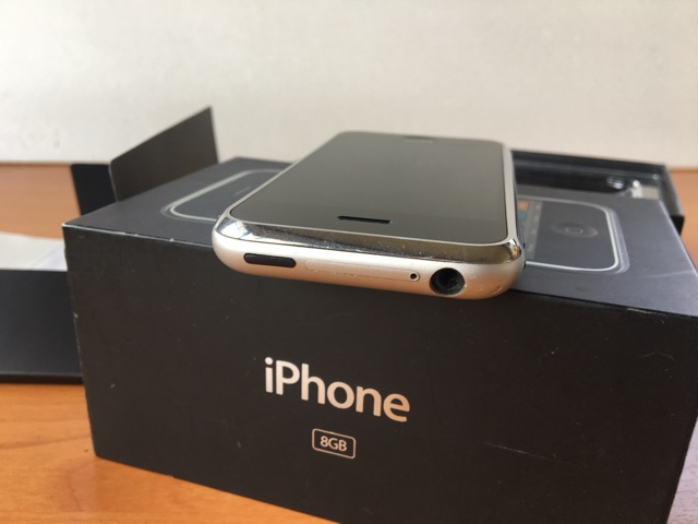 Apple iPhone (2G) 8GB 1st first Generation - whynot2 - ThaiPick