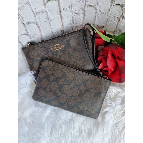พร้อมส่ง แท้ ????????????% New Coach 1 ซิป L LARGE WRISTLET IN ...