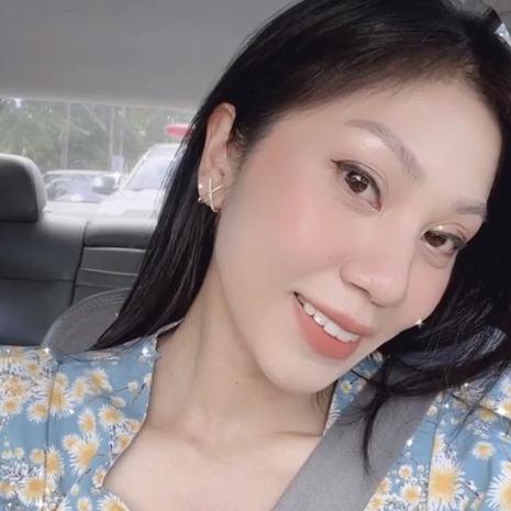 โค้ดลด 80 SEPMLK Risara Crystal Cross Earrings ต่างหูคริสตัล ต่างหูเซต ...