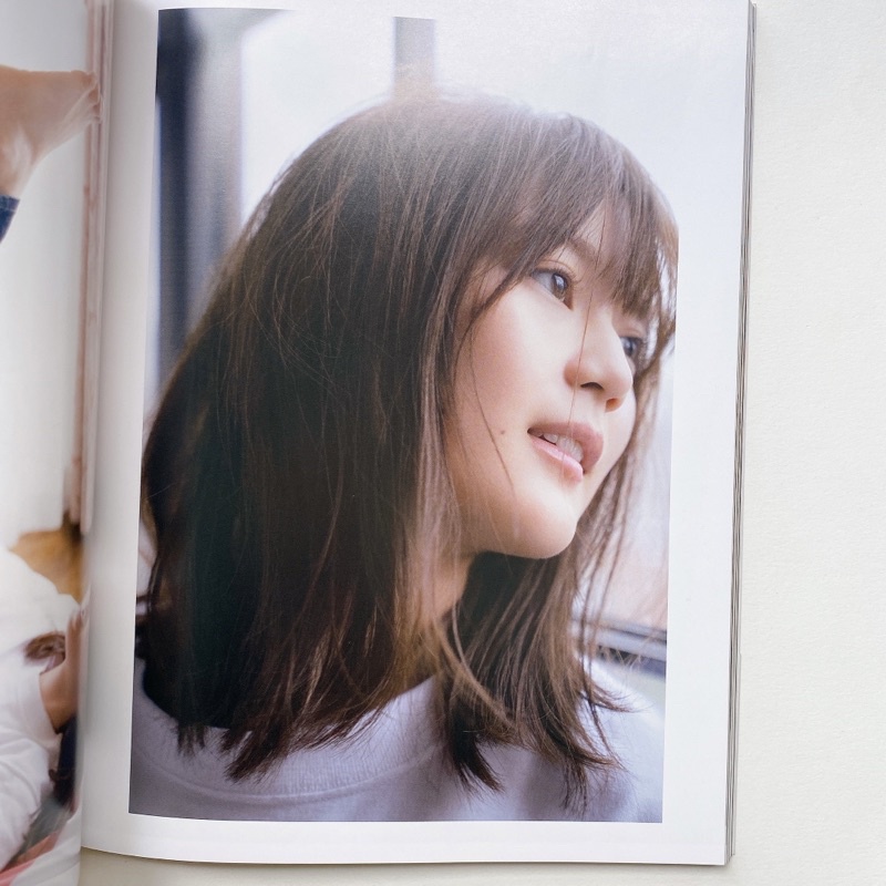 Nogizaka46 Ikuta Erika in New York Photobook - bagel9 - ThaiPick