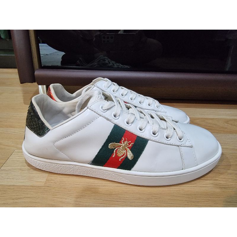 รองเท้ากุชชี่ GUCCI Embroidered Bee Ace Sneakers ของแท้มือสอง ...
