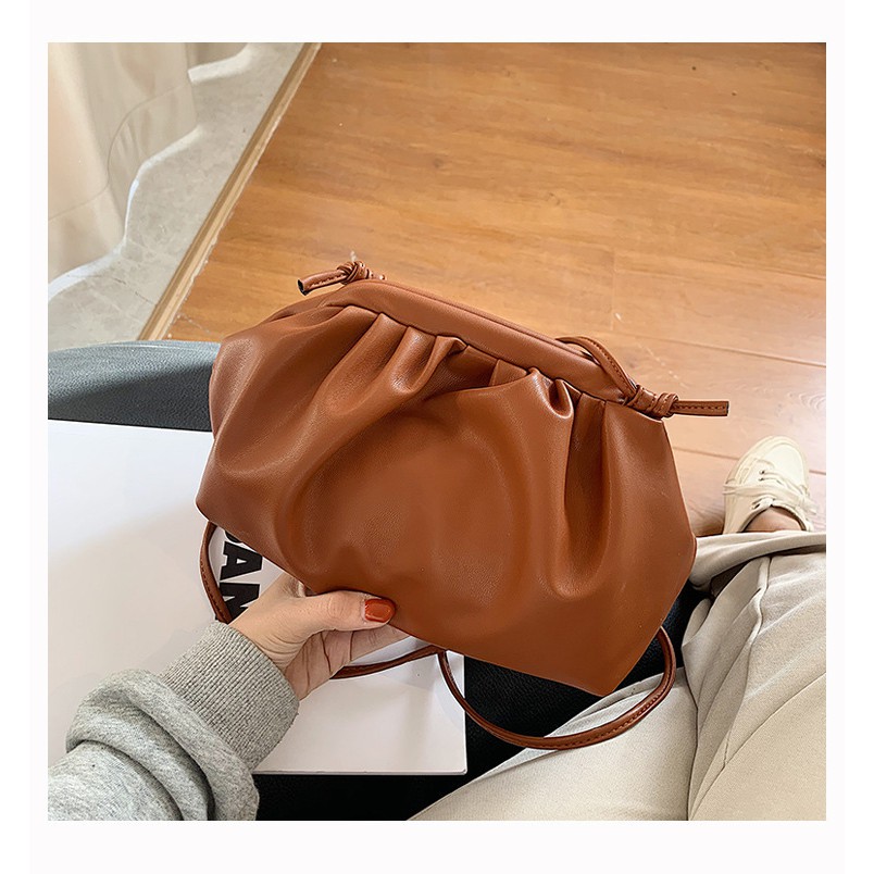 Spot shipping Women s Foreign trade bags new fashion western style fold ...