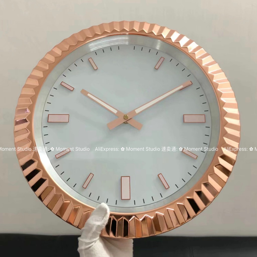 นาฬิกา：Luxury Design Wall Watches Clock Metal Art Large Meta Wall Watch ...