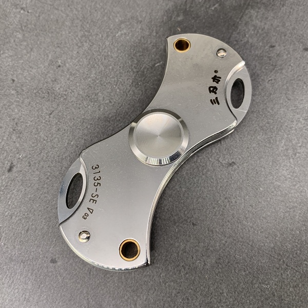 Fidget Spinner：Finger Gyro Sinner Sinner Gyro Resistance To Comression ...