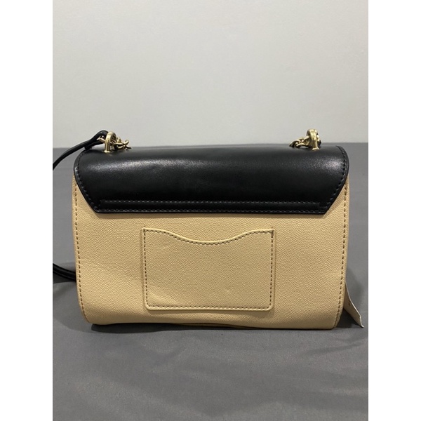 กระเป๋า Charles Keith Front Flap Push-Lock Bag - alsh94 - ThaiPick