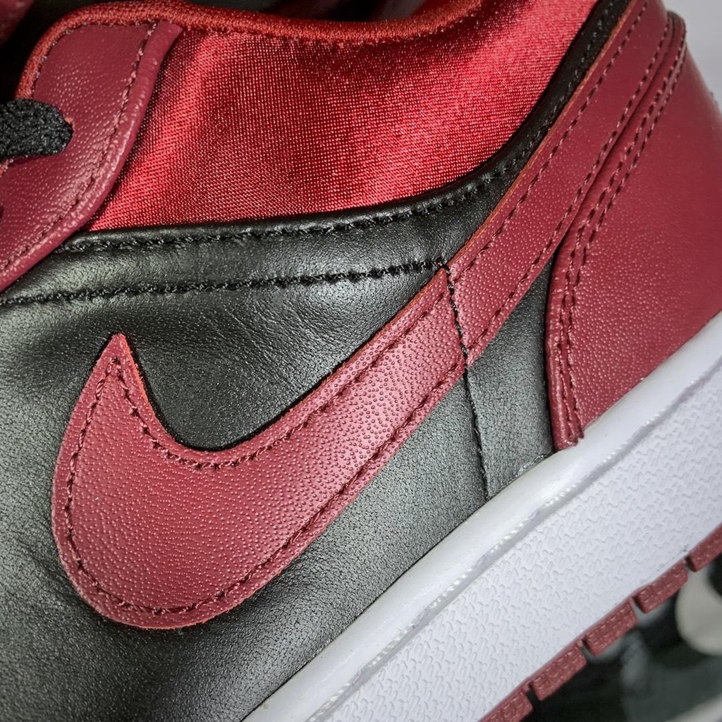 Pick up Air Jordan Low AJ Joe low-top casual sneakers from the ground ...
