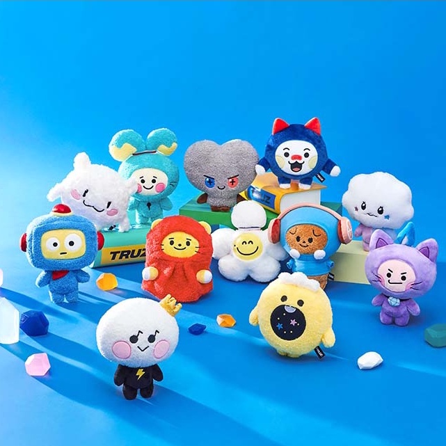 TRUZ STANDING DOLL MEDIUM x LINE FRIENDS สินค้าพร้อมส่ง - amampaamp - ThaiPick