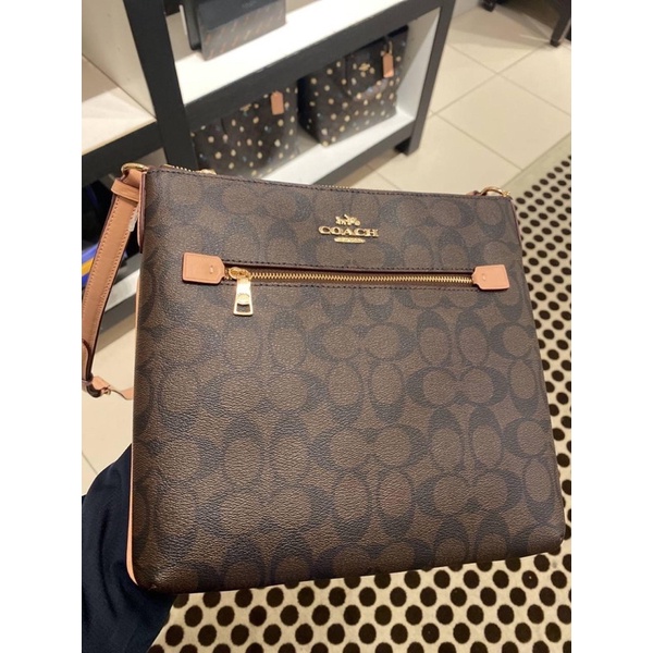 พร้อมส่ง แท้ New Coach ROWAN FILE BAG IN SIGNATURE CANVAS (COACH C1554 ...
