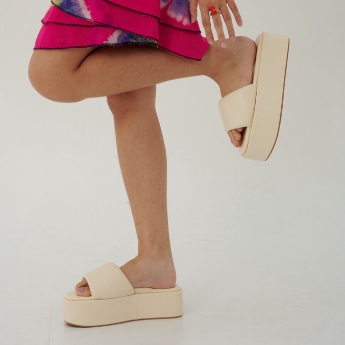 (Code MARSH922 ลด 40) Chubby รองเท้าผู้หญิง รองเท้าส้นตึกเพื่อสุขภาพ น้ำหนักเบา - marshmellow ...