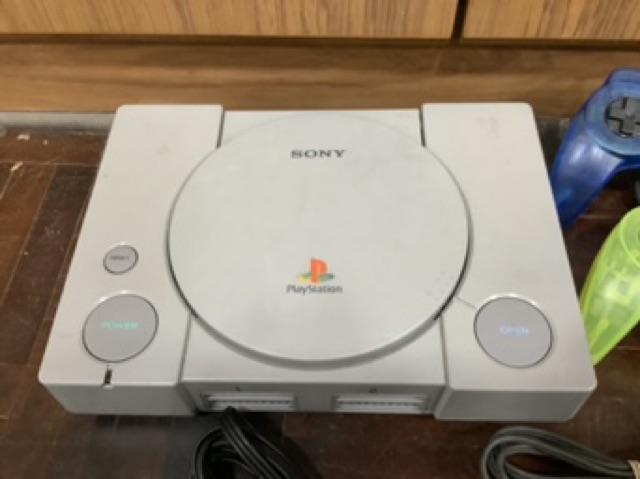เครื่อง PS1 Playstation 1 เล่นแผ่นแท้เท่านั้น เล่นก๊อปไม่ได้ แถมเกมแผ่น ...