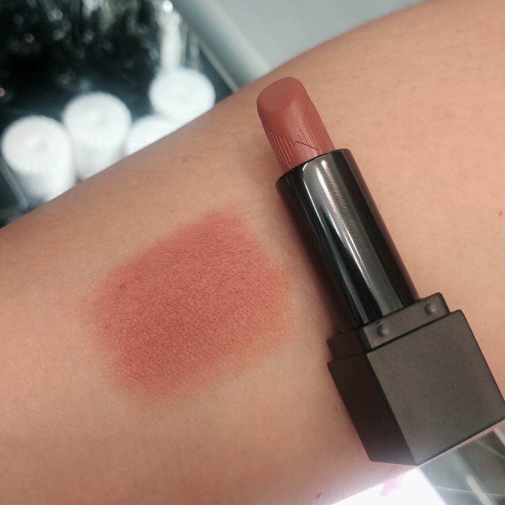 BURBERRY Kisses Hydrating Lip Color สี NUDE BEIGE 01 ขนาด 1g ...