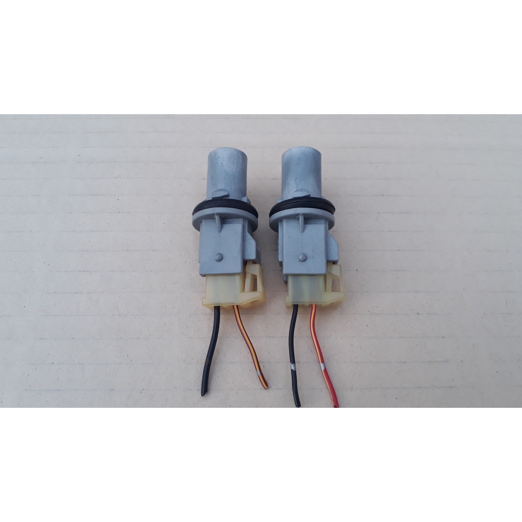 ขั้วไฟหรี่แบบยาว HONDA แท้ ขนาดT10 STANLEY 9329 | Shopee Thailand