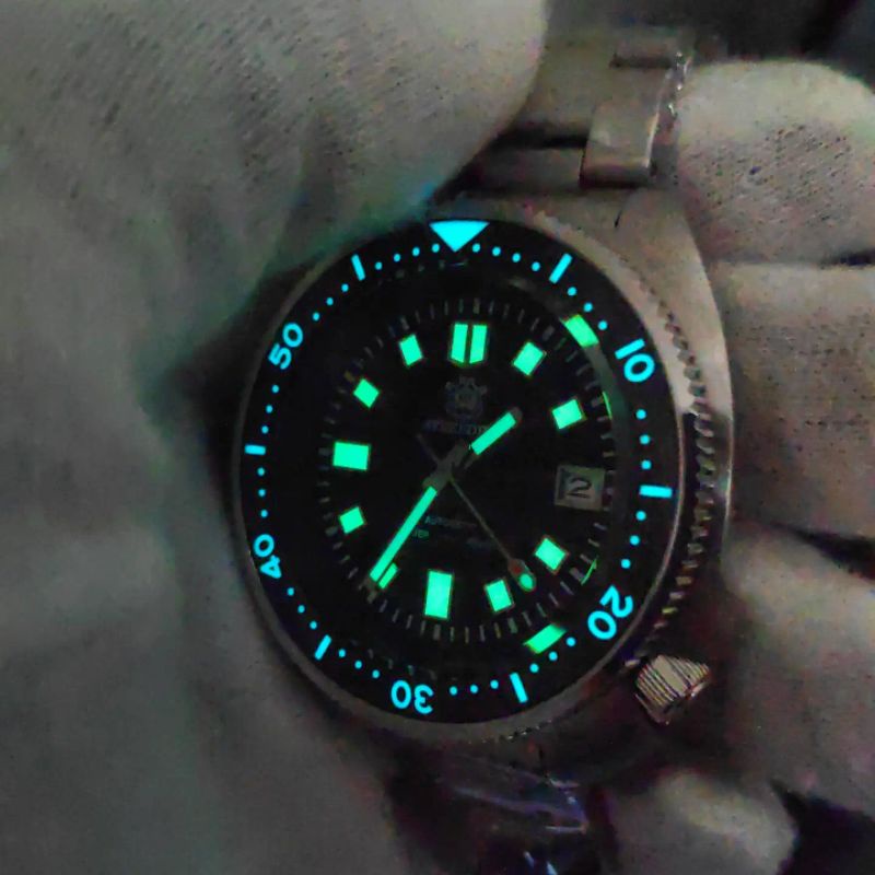 6105 Captain Willard Homage จาก STEELDIVE Super Luminous Sapphire ...