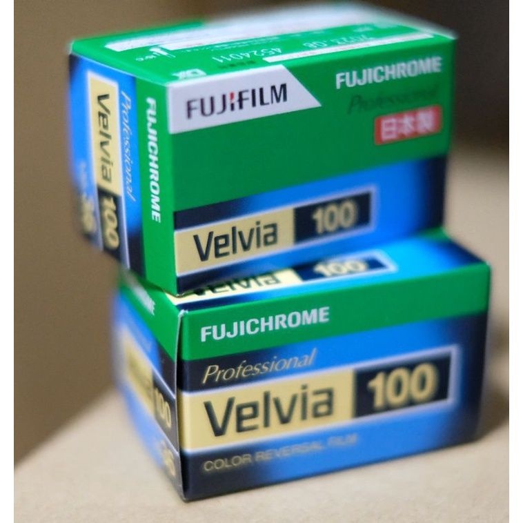 ฟิล์มสีใหม่ Fuji VELVIA 100F COLOR REVERSAL FILM หมดอายุ 2024.10 ...