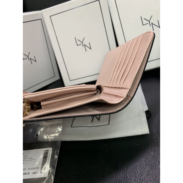 กระเป๋าสตางค์ Lyn Short Wallet 2in1 size5.5งาน Outlet แท้ ️ลด5โค้ด ...