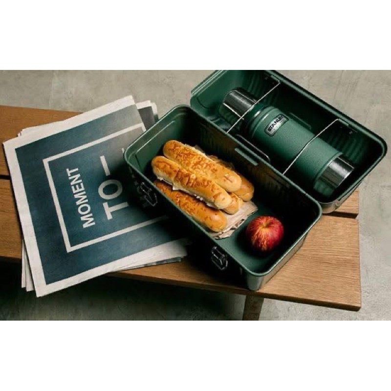 Stanley Classic Lunch Box 10 QT (9.4 ลิตร) ของแท้ 100 สินค้าพร้อมจัดส่ง ...