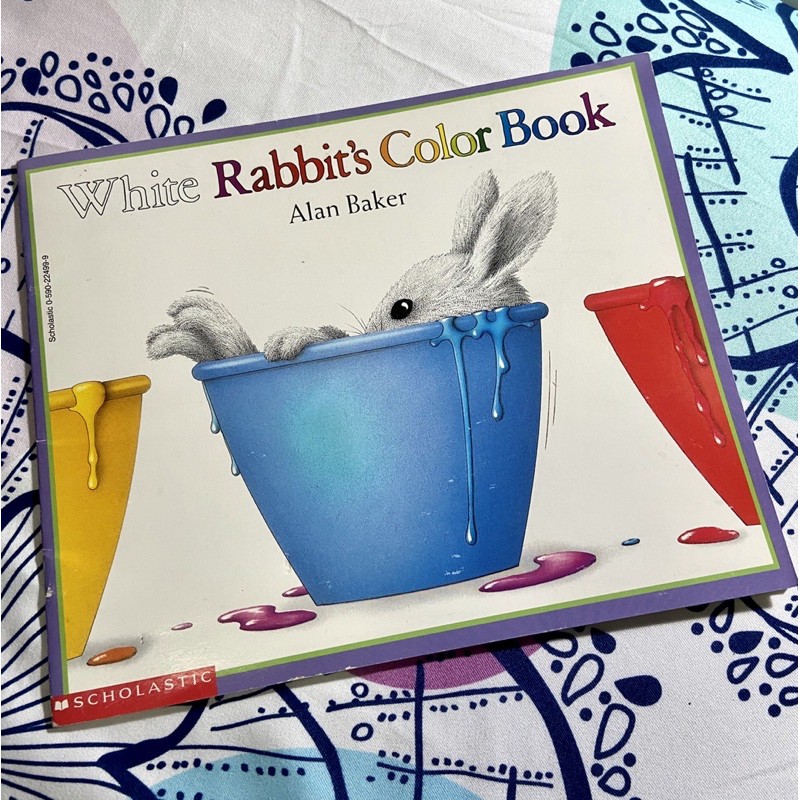 หนังสือ สอนเรื่องสี White rabbit’s color book ของ Scholastic | Shopee ...