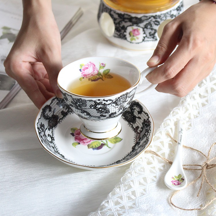 European-Style Lace Cup and Saucer Coffee Mug Set Black Tea Cup ...