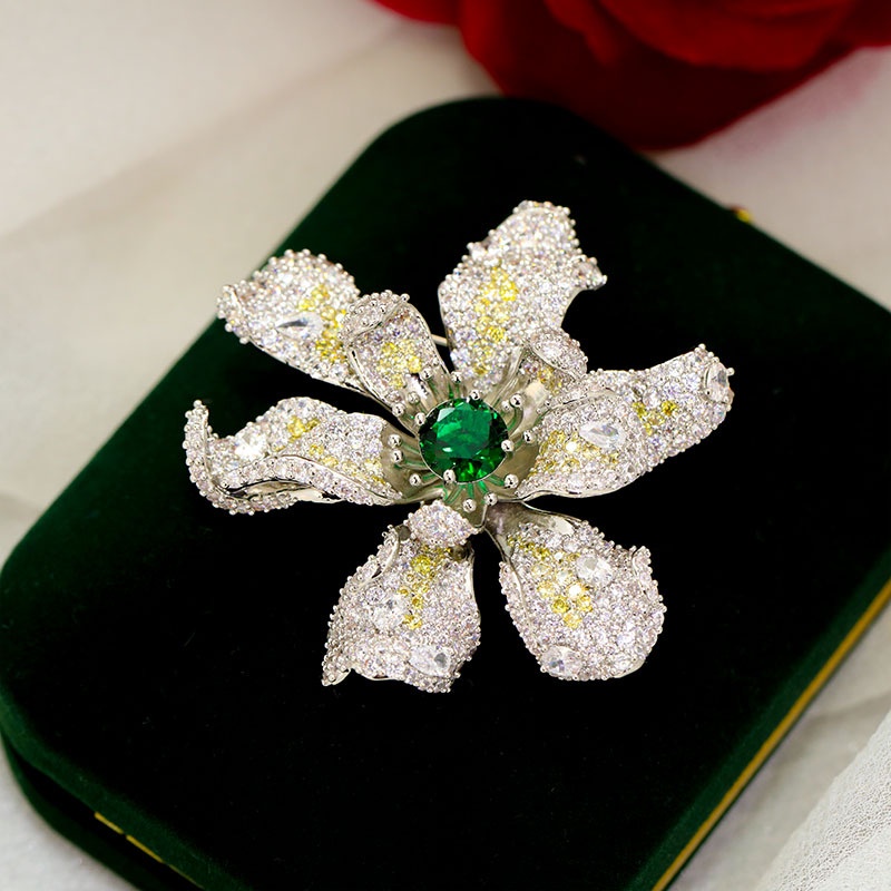 Europe new classic flower zircon brooch shiny luxury autumn and winter ...