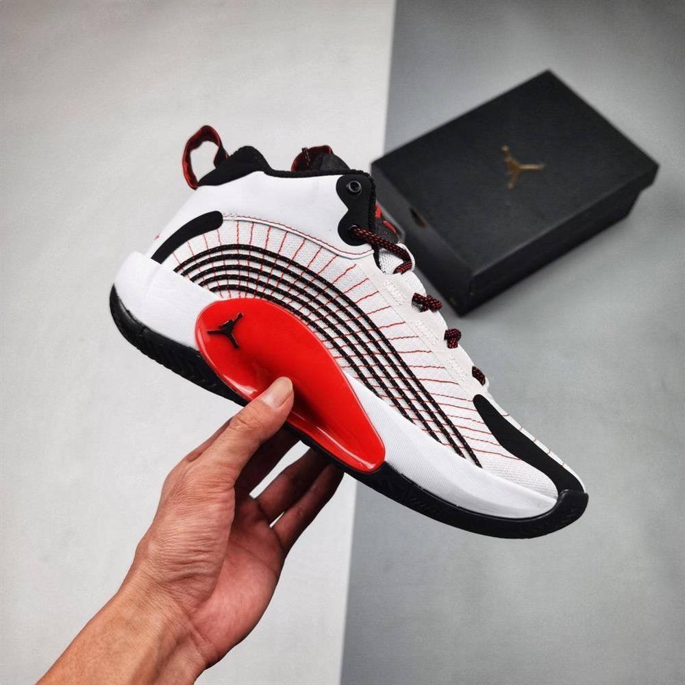 NIKENIKE AJ35รองเท้าบาสเก็ตบอลใหม่ Air Jumpman 2021 รุ่นที่เรียบง่ายของชายสีดำดวงจันทร์ผงสีดำคู่ ...