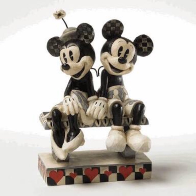 Walt Disney Showcase Collection Mickey Mouse Date Night - foxplanet ...