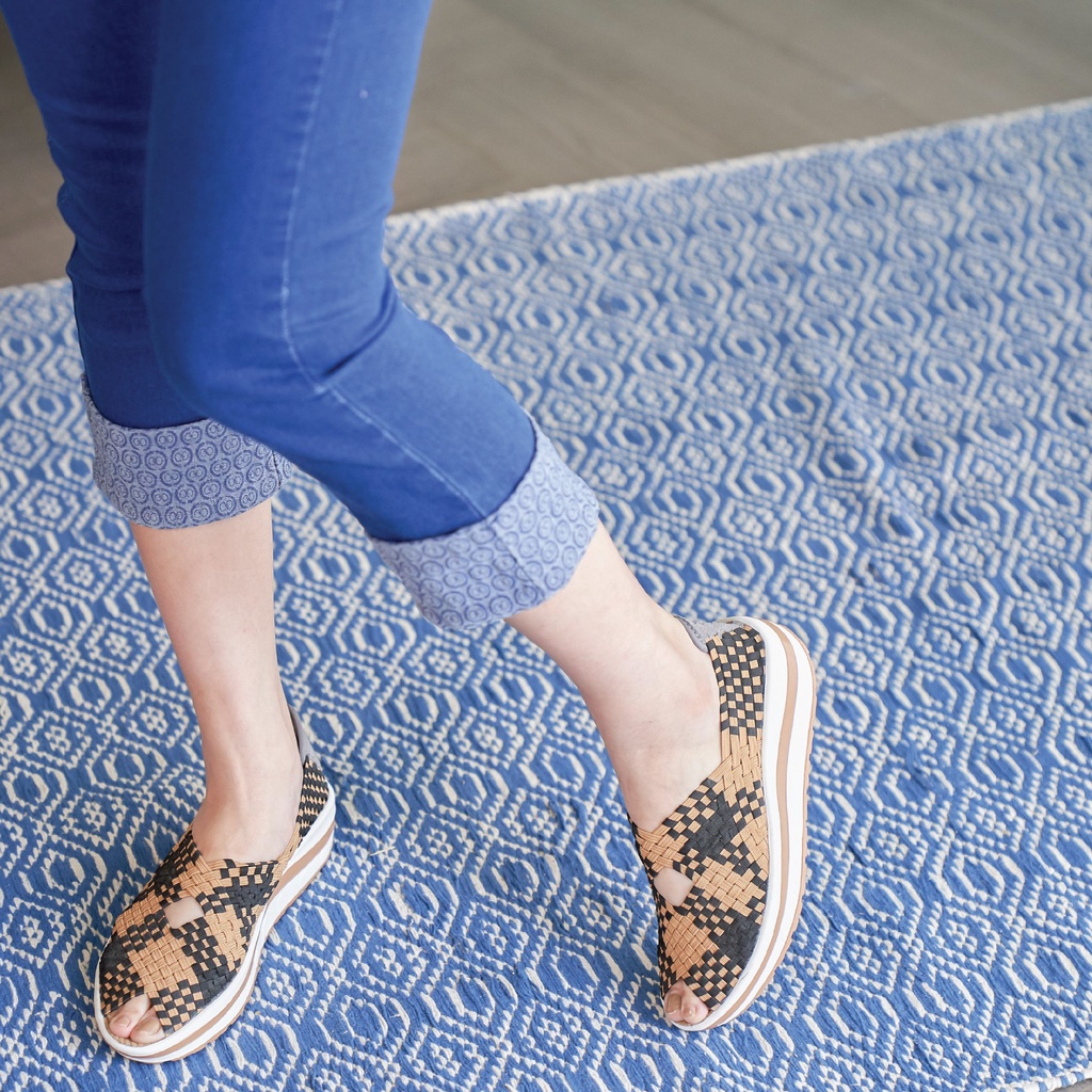 CD Jeans กางเกงยีนส์ ทรงสกินนี่ ดีไซน์พับปลายขาพิมพ์โลโก้ ซีแอนด์ดี ...