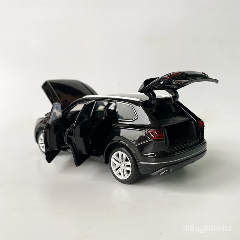1/32 Alloy Toy Car agani Model Metal Diecast Vehicle With Oenable Doors ...