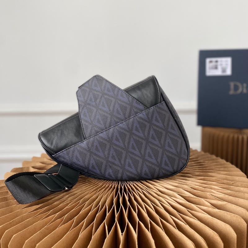 พร้อมกล่อง Dior CD Diamond Diamond Pattern Saddle Bag Crossbody Chest ...