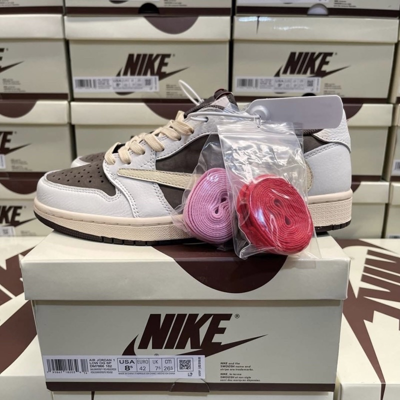 Travis Scott x Air Jordan 1 Low OG SP Reverse Mocha งานคุณภาพ (อุปกรณ์ ...